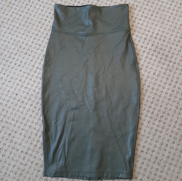 SPANX | Skirts | Spanx Faux Leather Skirt | Poshmark